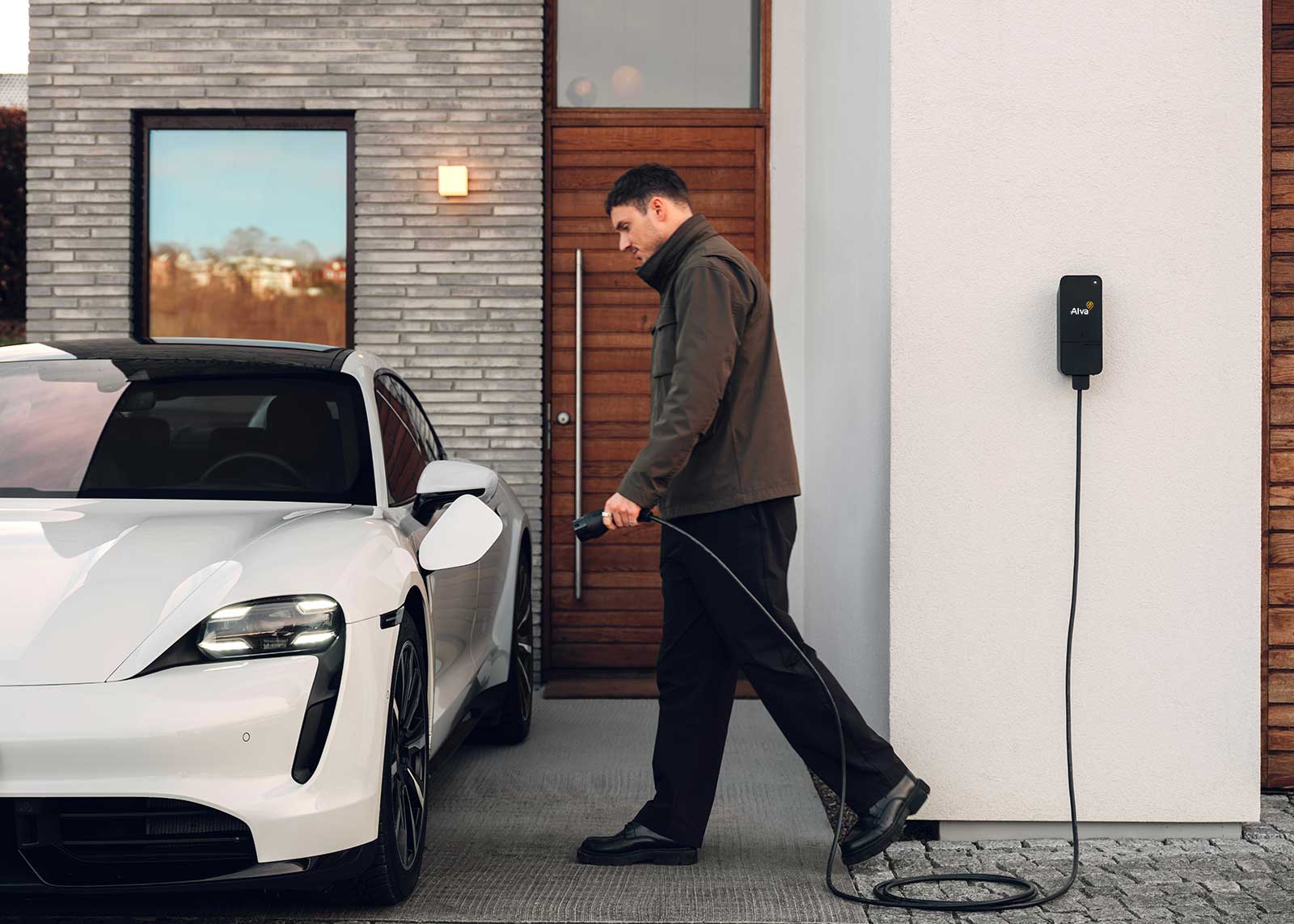 Laadpaal thuis installeren | Alva Charging